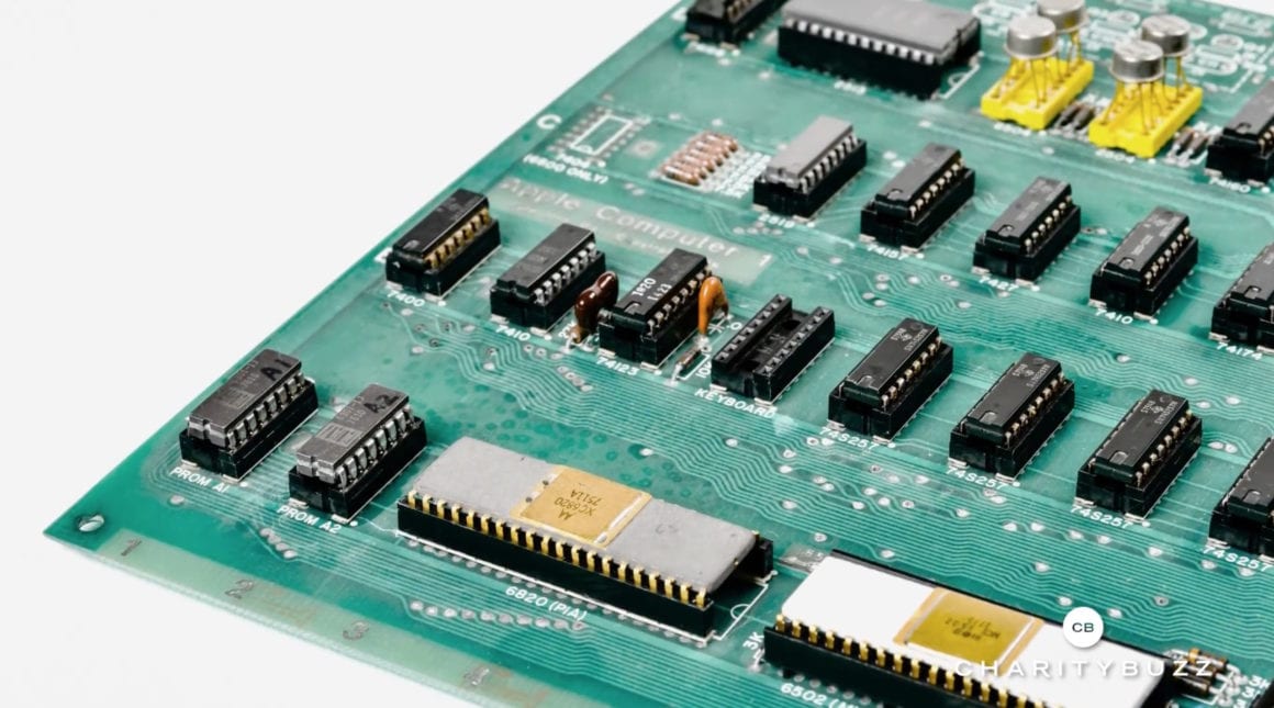 Unikátny Apple-1 bol vydražený za 815 000 dolárov ~ MacBlog.sk